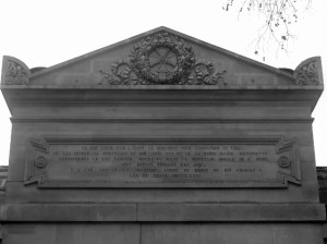 La Chapelle expiatoire du Square Louis XVI - 14 Minutes de Paris Le ...